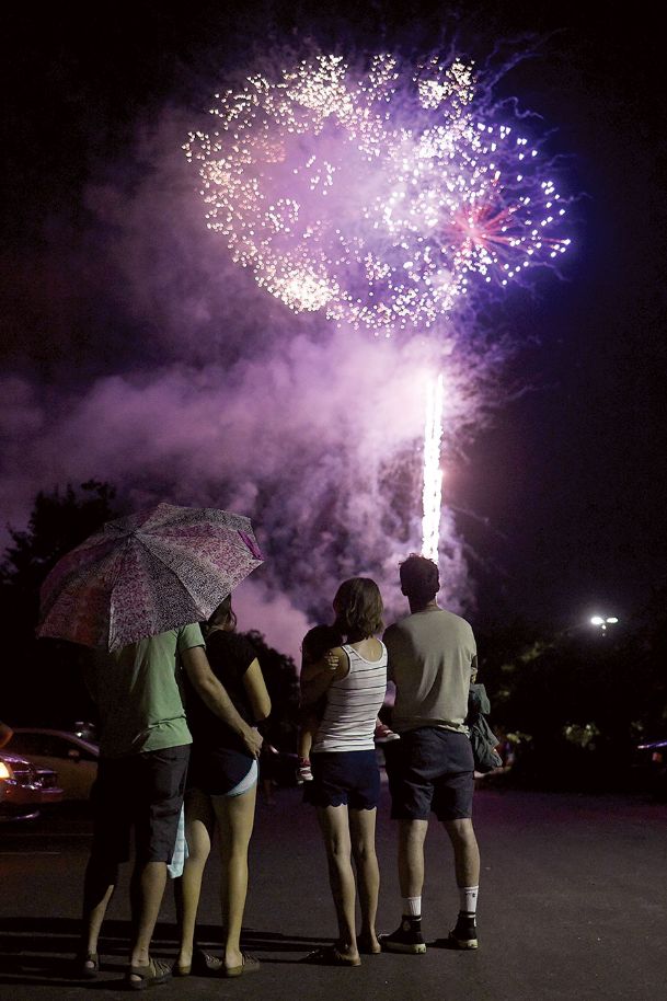 Celebrating Independence Day with a bang: Rain delays, does not dampen ...