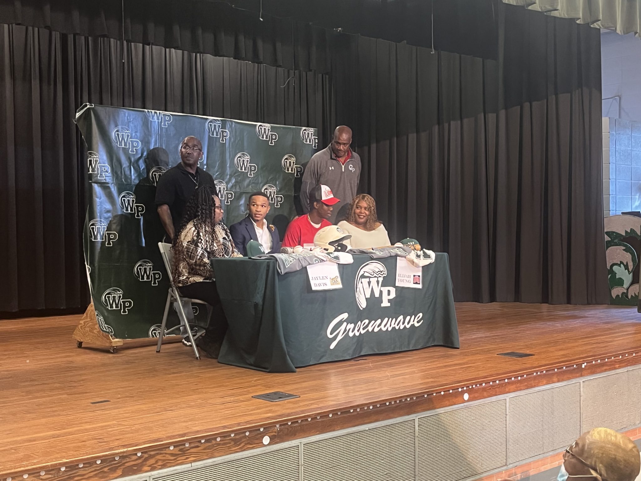 West Point seniors Jaylen Davis, Elijah Young sign national letters of ...