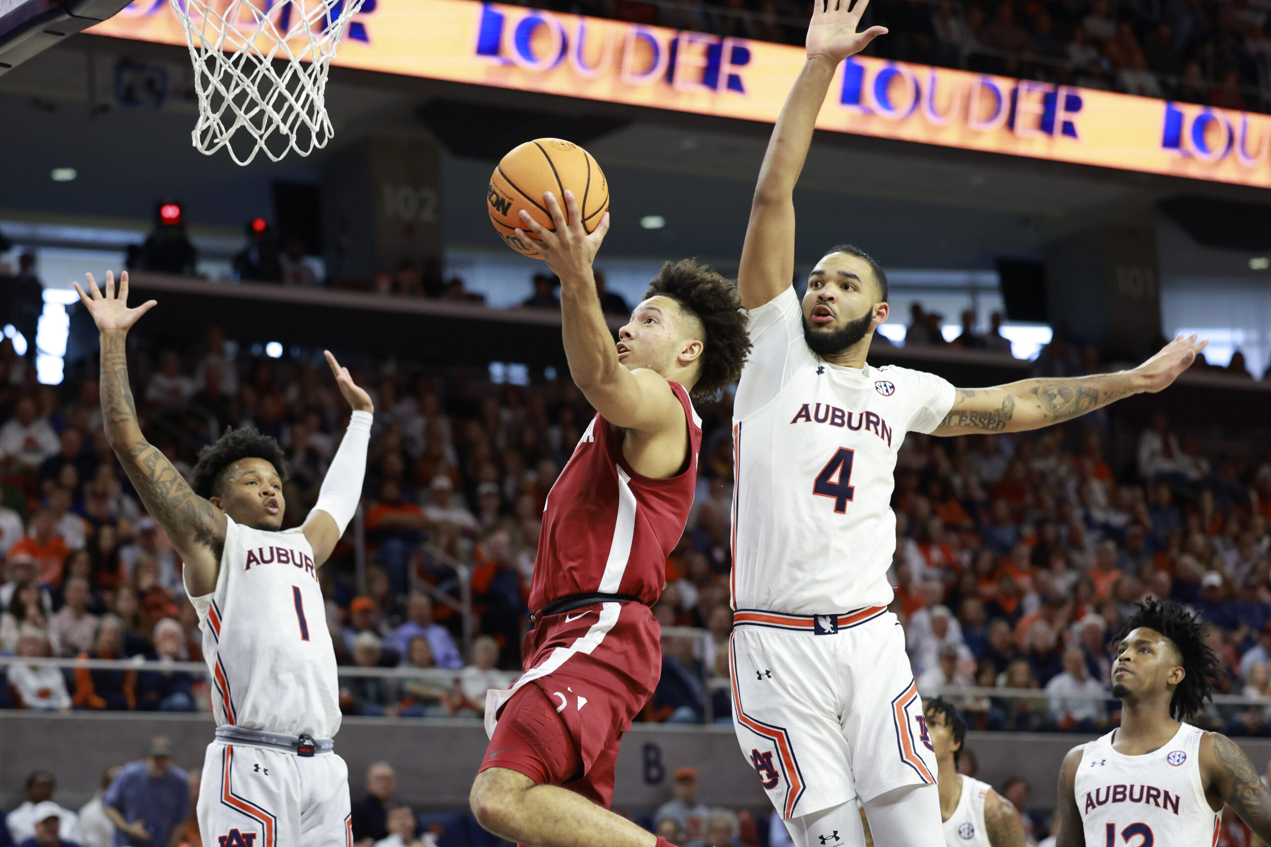 Rylan Griffen, Mark Sears lift No. 3 Alabama over rival Auburn - The ...