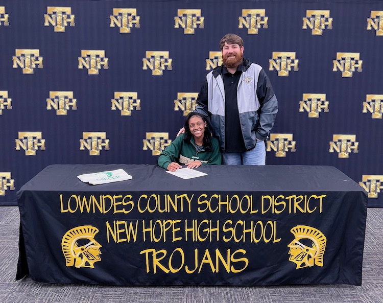 New Hope soccer’s college pipeline continues as senior Dee Williams ...