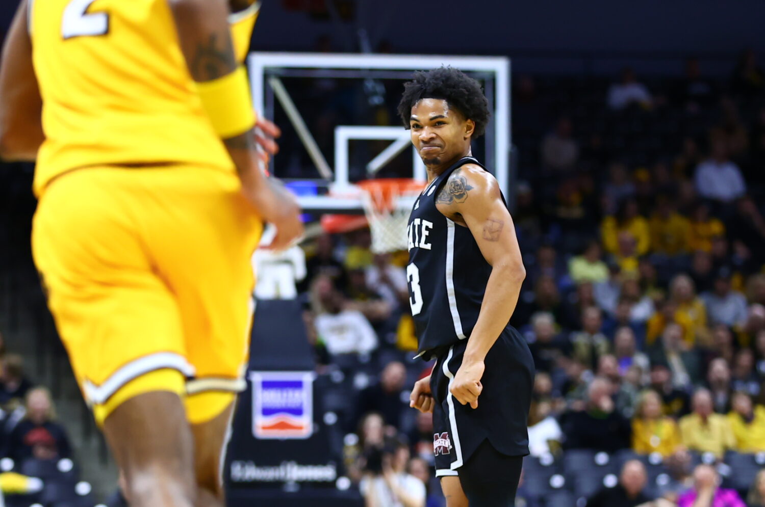 Men’s Basketball: Moore’s shooting, Matthews’ defense lead Bulldogs to ...