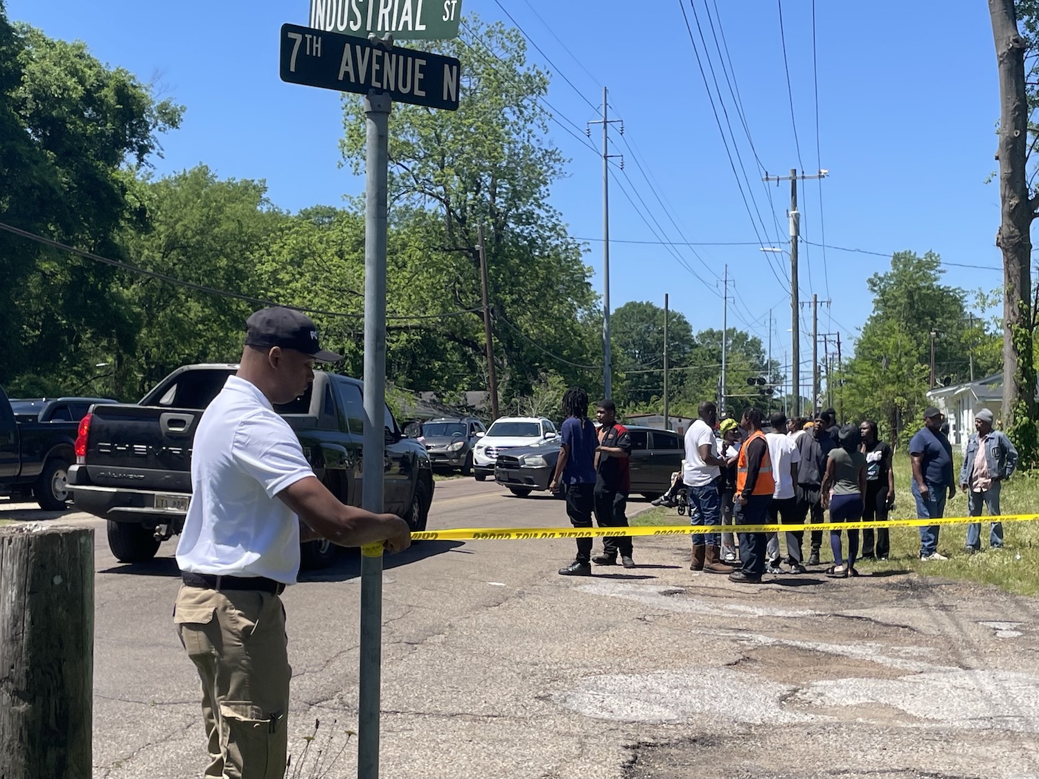 Body found outside duplex sparks homicide investigation - The Dispatch