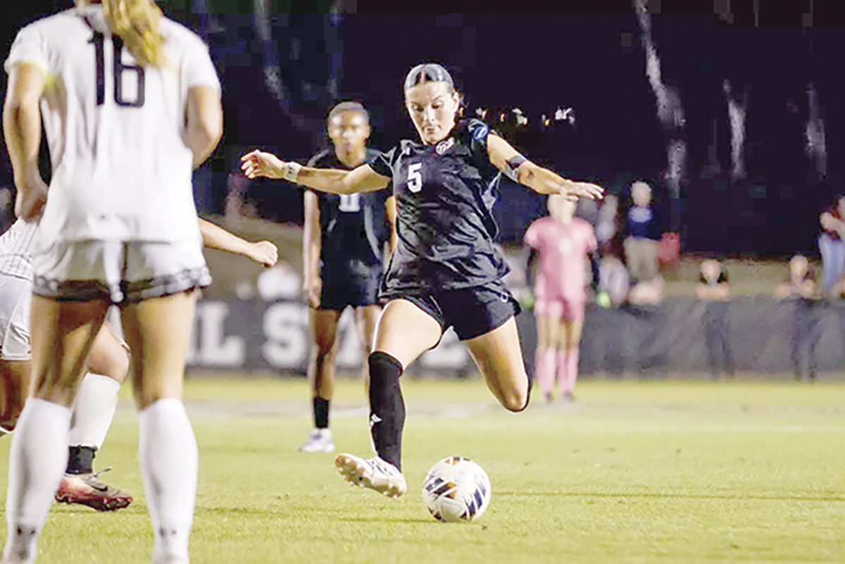 Ally Perry named semifinalist for Hermann Trophy, college soccer’s top ...